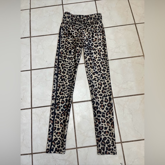 Goldsheep | Pants & Jumpsuits | Goldsheep New Blacktan Leopard Animal ...